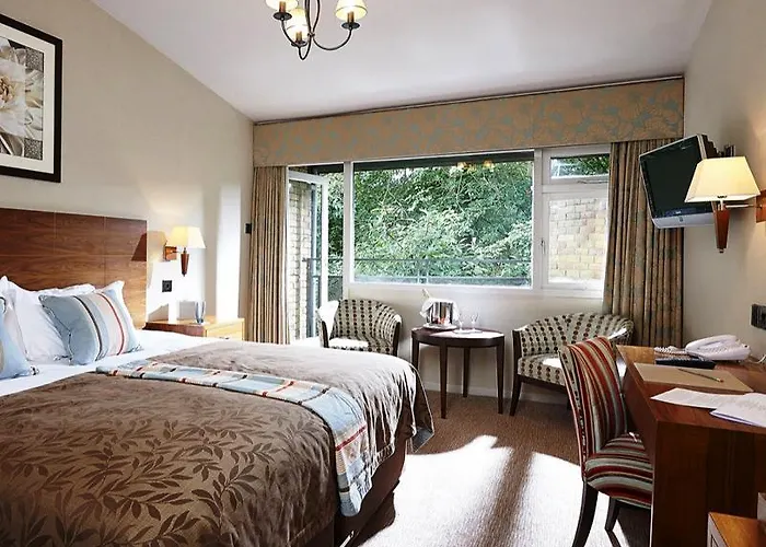POTTERS HERON HOTEL, ROMSEY