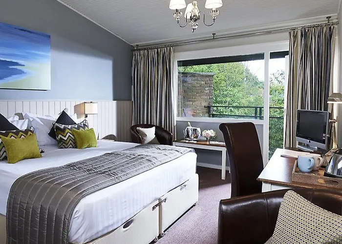 POTTERS HERON HOTEL, ROMSEY